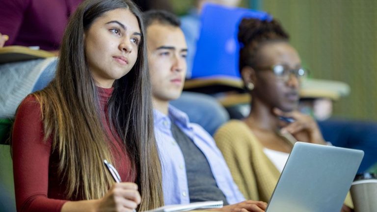 How Many Courses Can You Take at University in the UK?